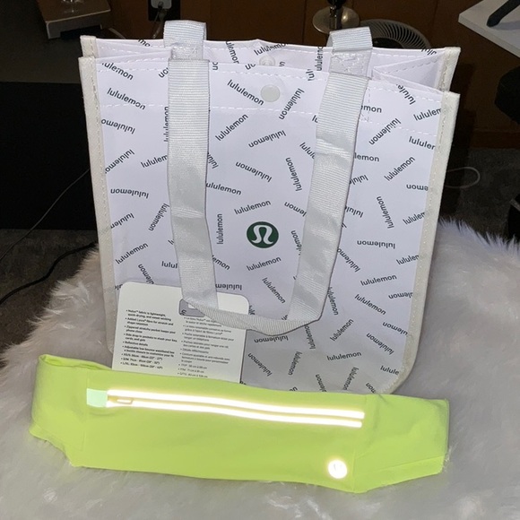 lululemon athletica | Bags | Lululemon Running Belt Packfanny Nwt ...